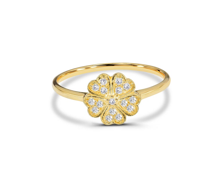 Customizable 0.12 Ct Diamond Clover Ring in 14K Gold For Sale at 1stDibs