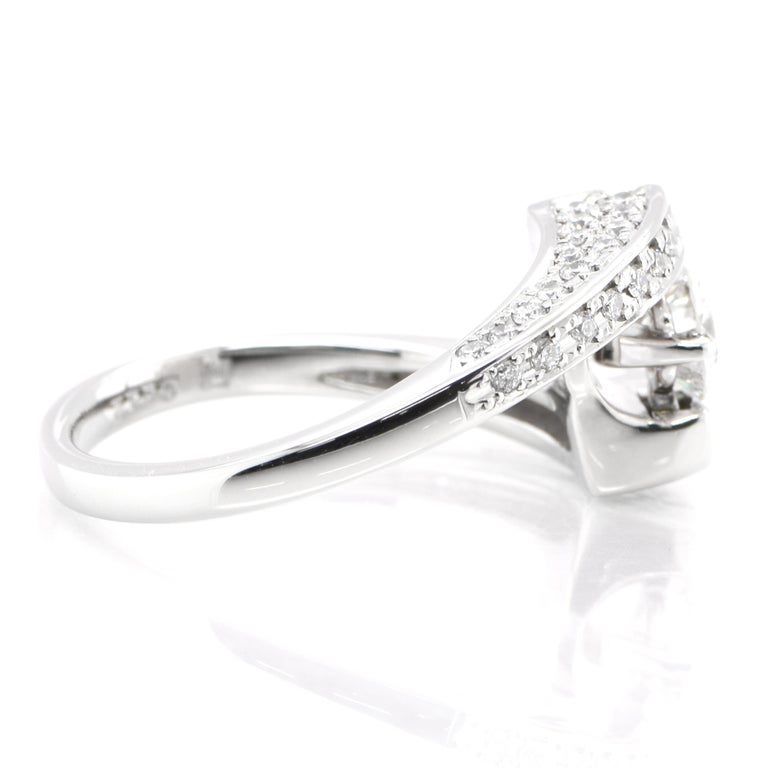 0.34 Carat Natural Dancing Diamond Ring Set in Platinum For Sale at 1stDibs