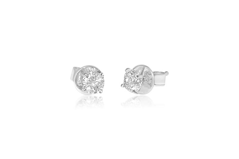 0.42 Carat Diamond 14k White Gold Push Back Stud Earrings For Sale at ...