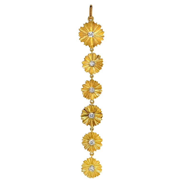 0.50ct "Daisy Chain" Diamond Long Drop 18K Gold Pendant on Honey ...