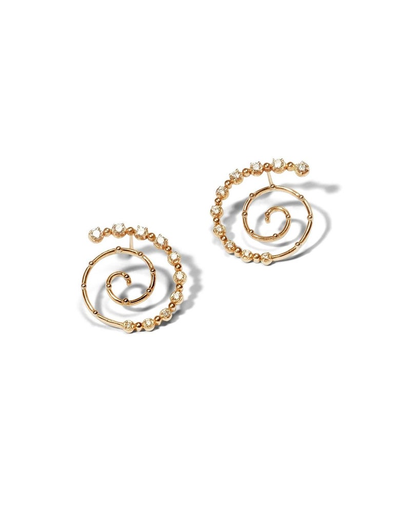 0.57 Carat Diamond Spiral Earrings in 14K Yellow Gold For Sale at 1stDibs