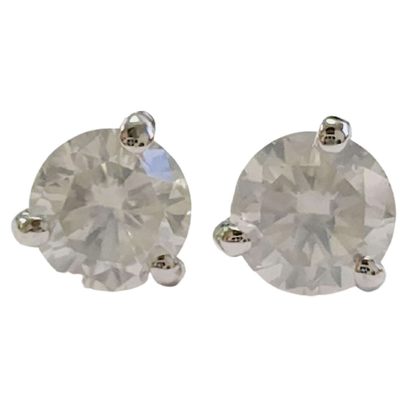 0.90 Carats Natural Diamond Round Studs White Gold 14 Karat For Sale at ...