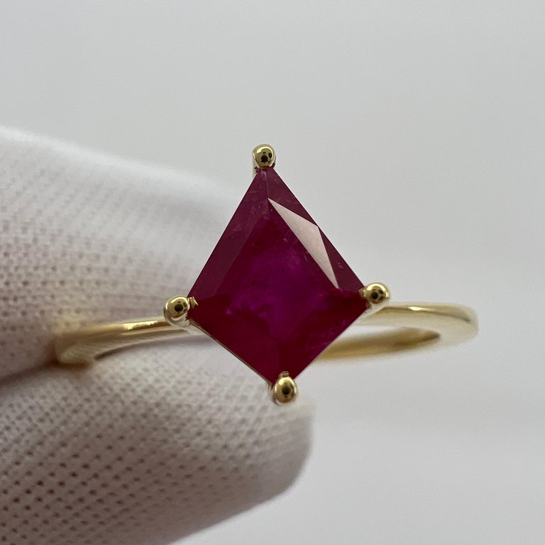 0.73 Carat Pinkish Red Ruby Fancy Kite Cut 18k Yellow Gold Modern ...