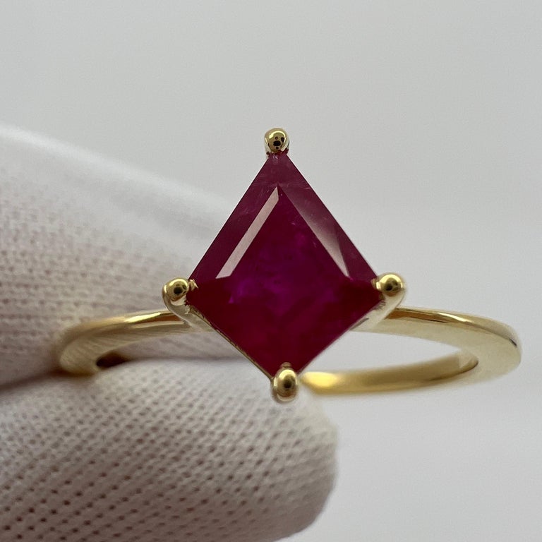 0.73 Carat Pinkish Red Ruby Fancy Kite Cut 18k Yellow Gold Modern ...