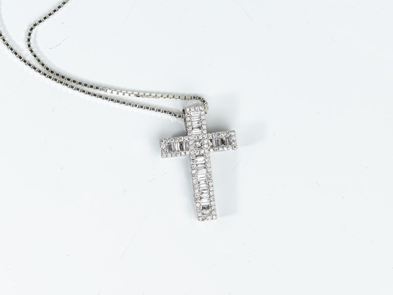 0.8 Total Carat Weight Diamond Illusion Setting Religious Cross Pendant ...