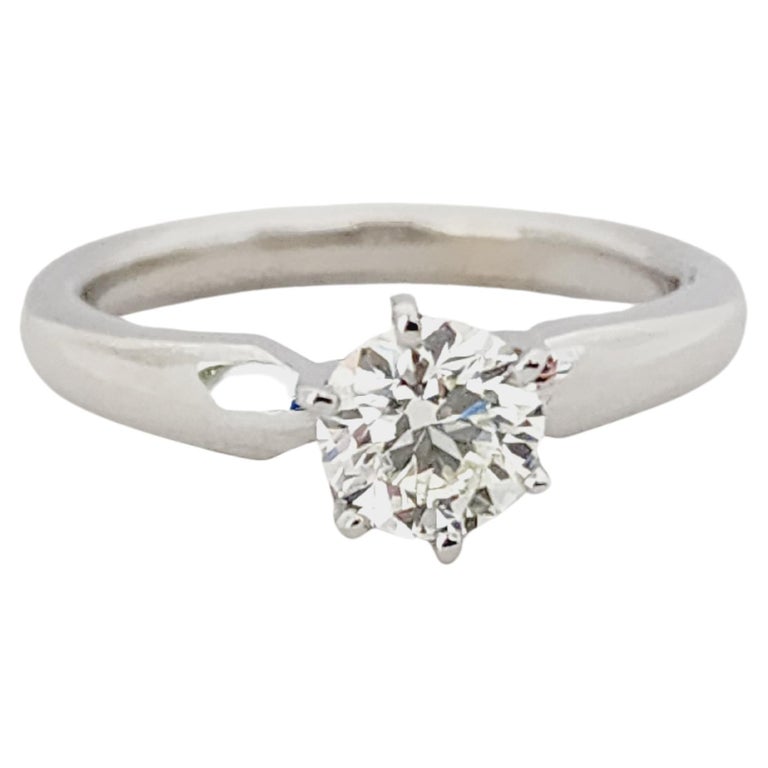 0.81 Carat Round Natural Diamond Ring White Gold 14 Karat For Sale at ...