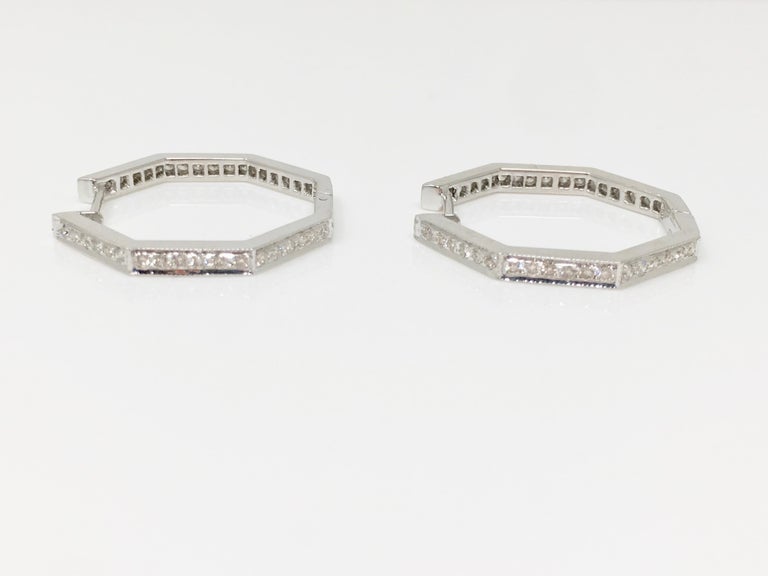 0.86 Carat White Round Brilliant Diamond Heptagon Shaped Hoops in 18 ...