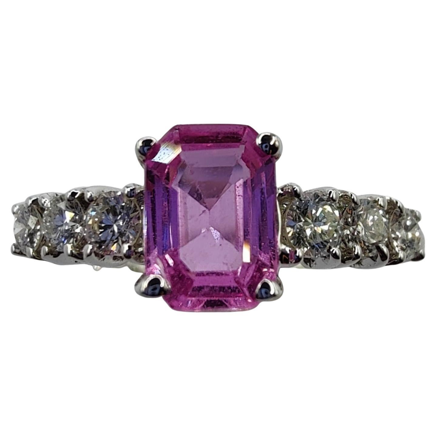 A Lovely Pink Sapphire Ring For Sale at 1stDibs