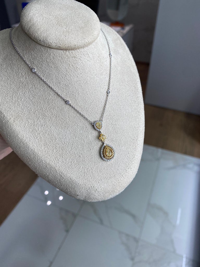 0.95 Carat Total Weight Fancy Yellow and White Diamond 18 Karat Gold ...