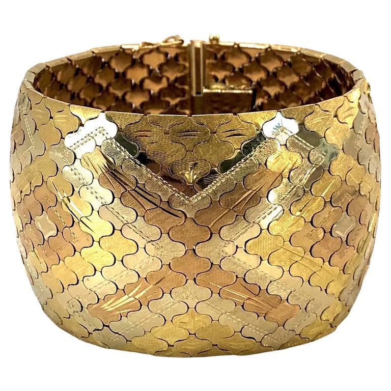 Mid-20th Century Italian Tri-Color 18k Gold Bracelet For Sale at 1stDibs