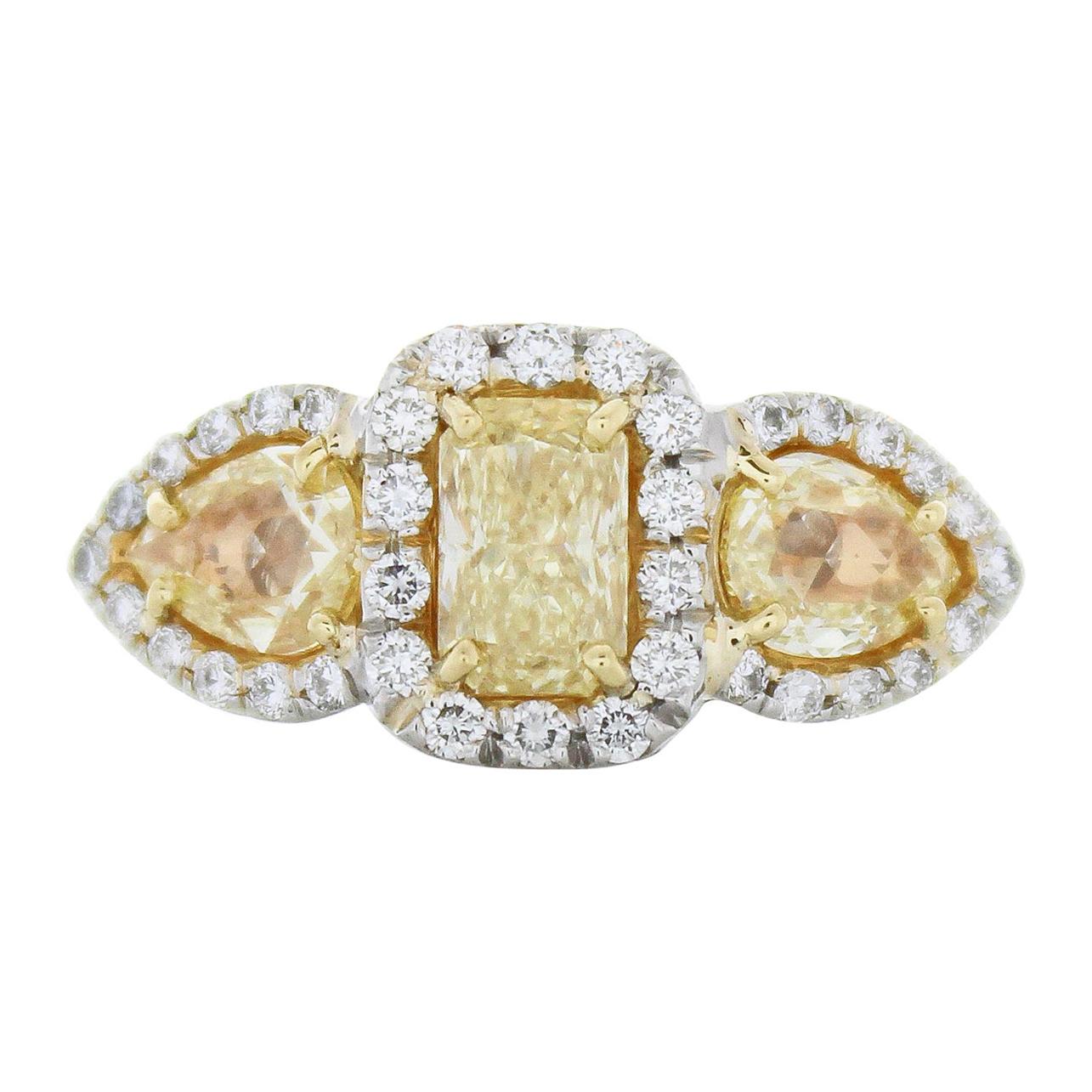 GIA 4.41 Carat Emerald Cut Fancy Light Yellow Diamond Gold Platinum ...