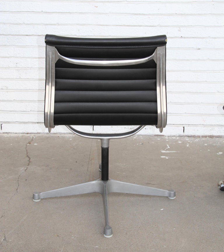 1 Charles Eames Herman Miller Aluminum Group Side Task Chair For Sale ...