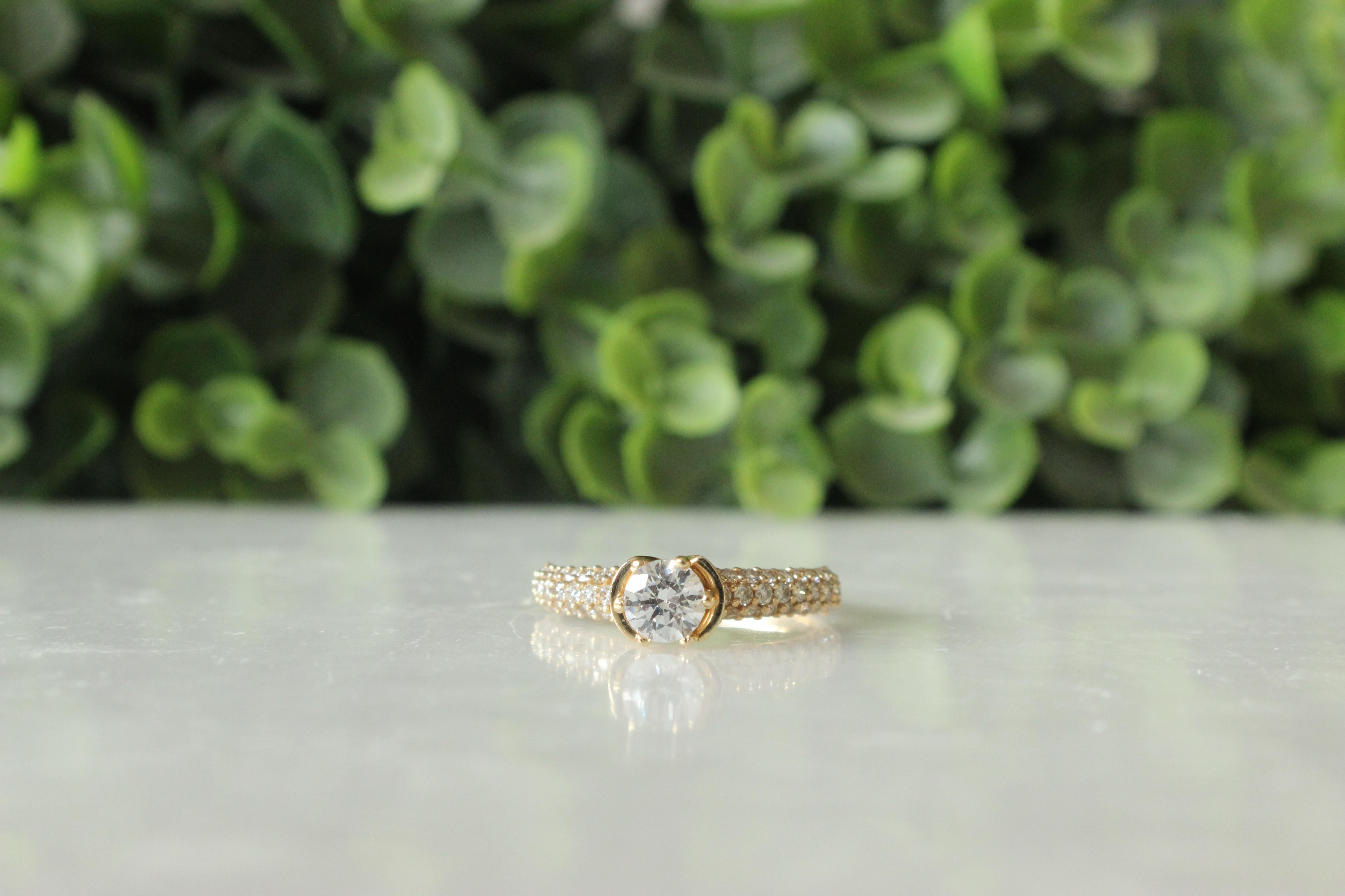 Customizable 1 Carat Round Solitaire Diamond Ring in 18k Solid Gold For ...