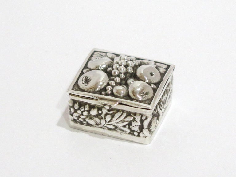 Sterling Silver Gilt Interior Topazio Vintage Portuguese Fruits Pill ...