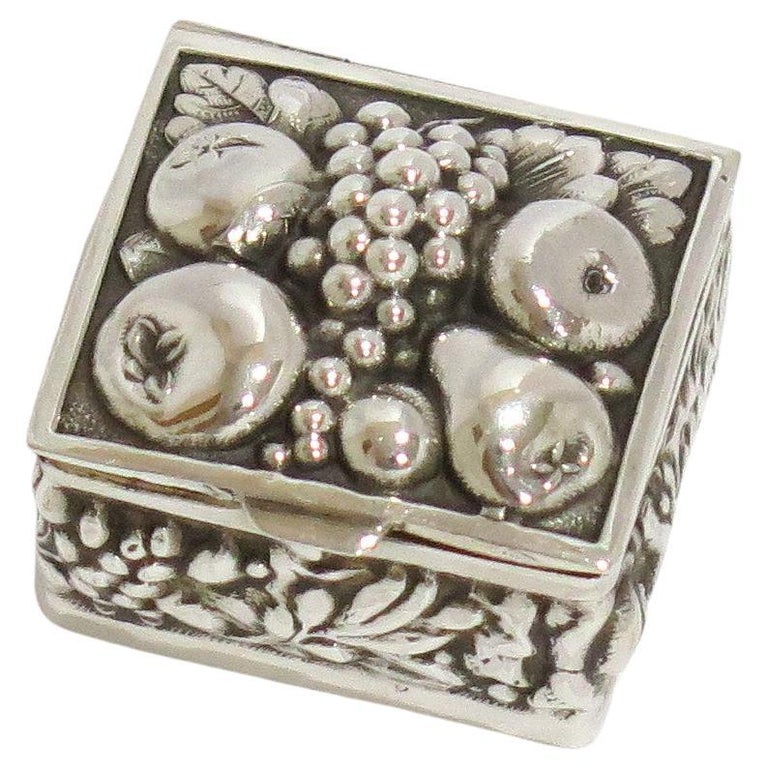 Sterling Silver Gilt Interior Topazio Vintage Portuguese Fruits Pill ...