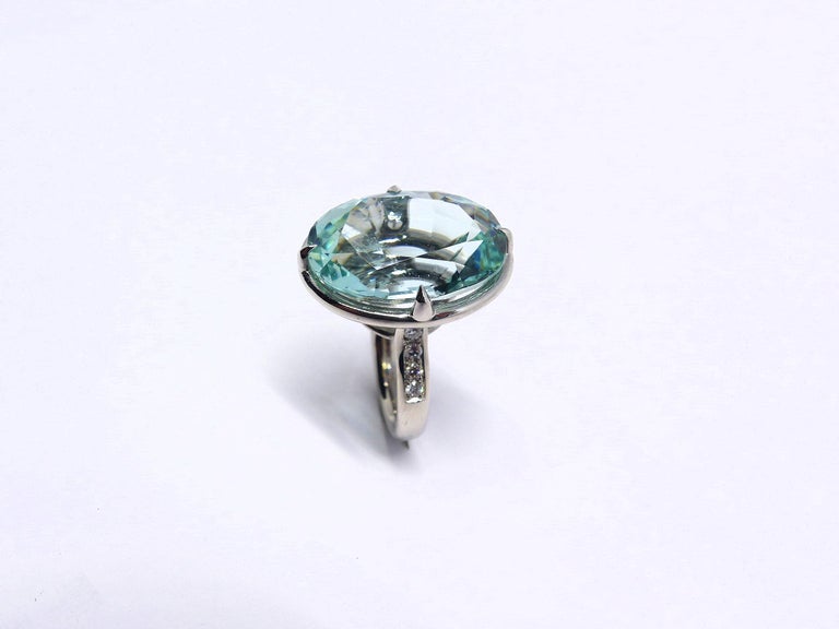 Ring in White Gold with 1 Green Beryl oval 21x16mm and Diamonds. For ...