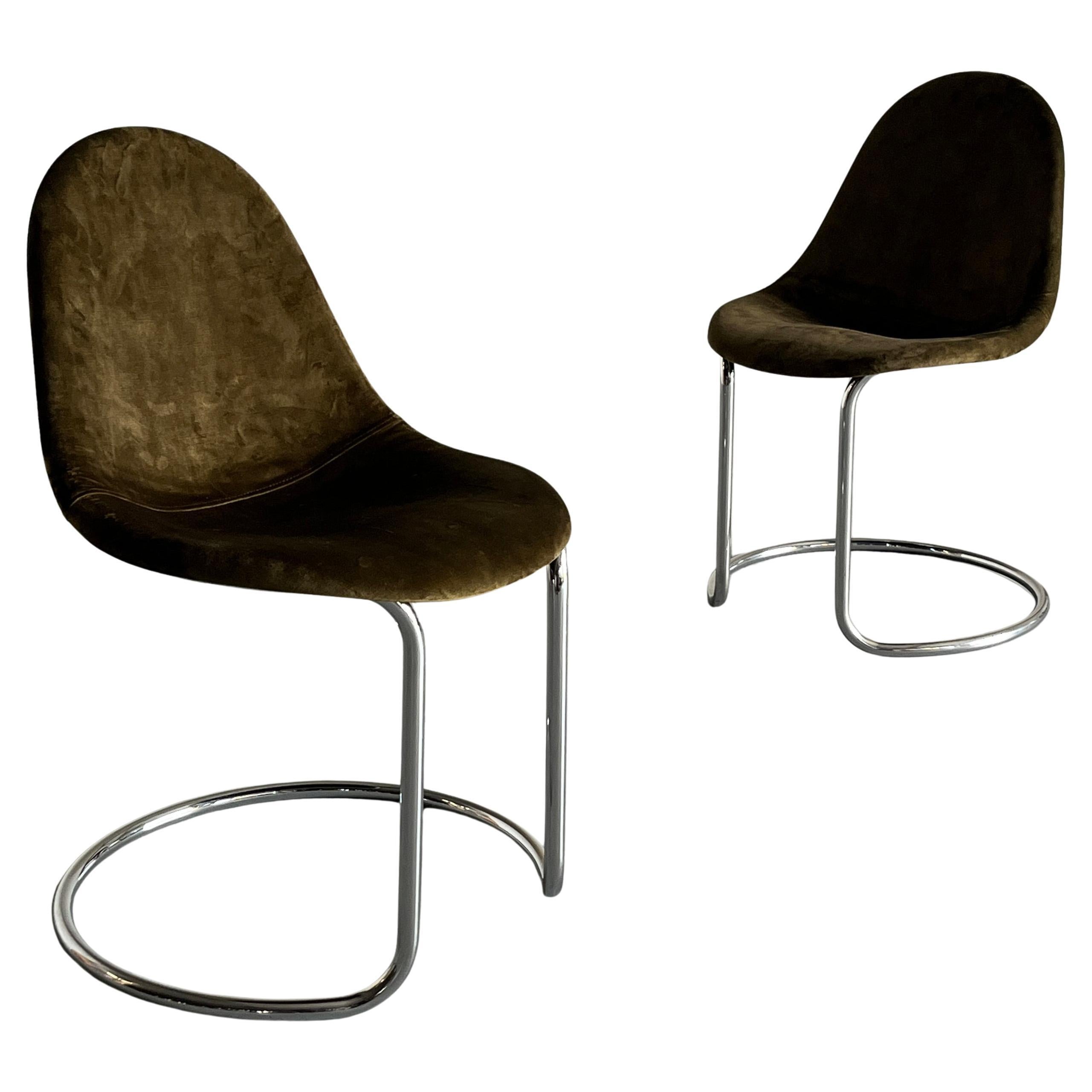 1 of 2 Vintage Maia Chairs by Giotto Stoppino For Bernini, Green Velvet ...