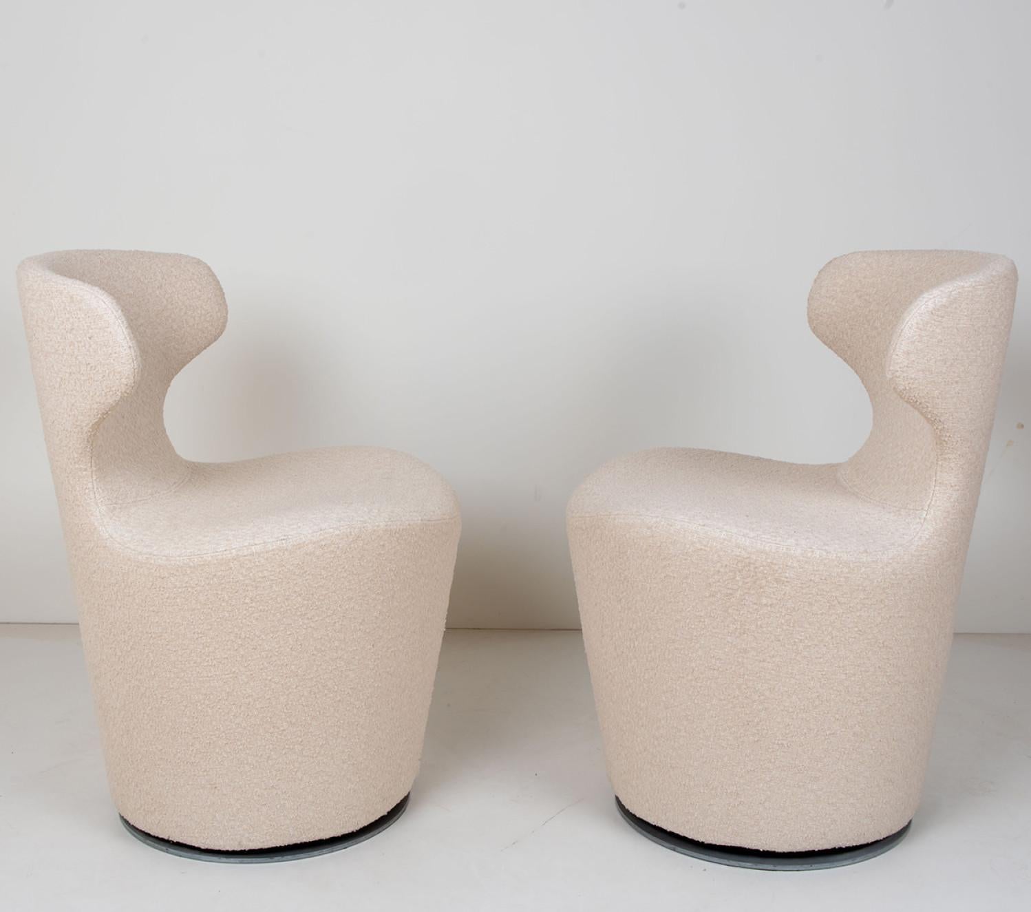1 of the 4 Piccola Papilio Armchairs by B&B Italia, New Upholstery Metaphores For Sale at 1stDibs
