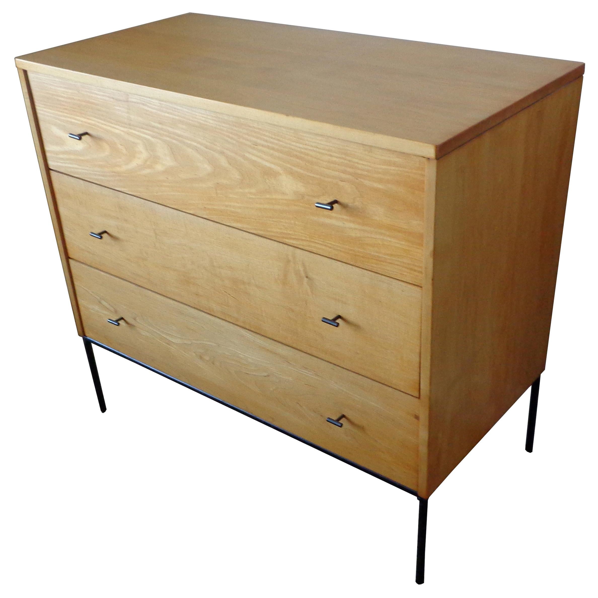 Paul McCobb, 20-Drawer Planner Group Dresser For Sale at 1stDibs