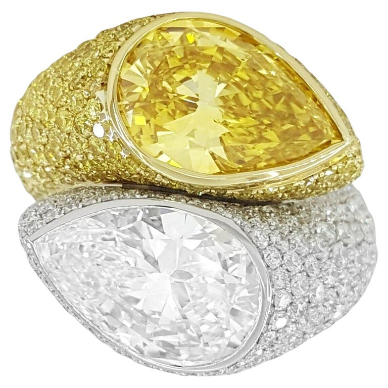 10 Carat Moi&Toi Pear Cut Fancy Vivid Yellow White Diamond Ring For ...