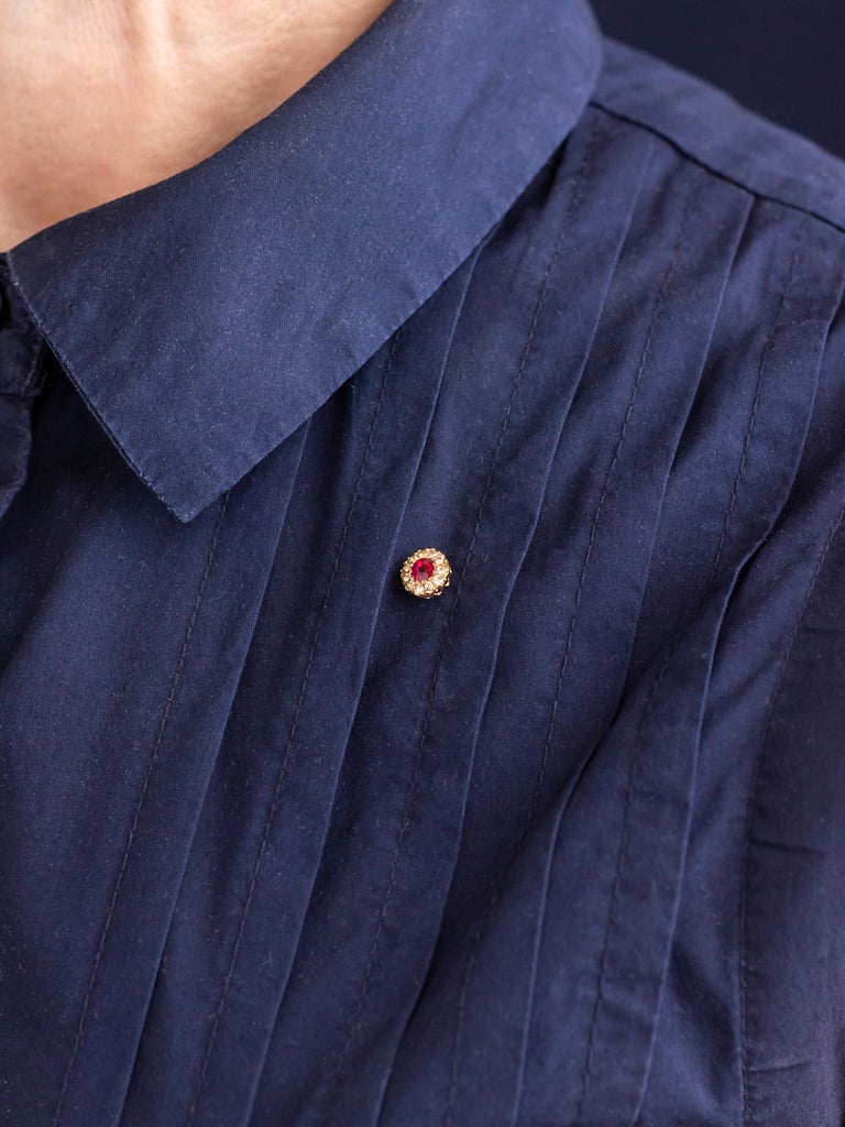 18 Karat Gold, Red Paste, and Diamond Stick Pin For Sale at 1stDibs