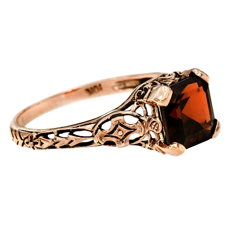 10 Karat Rose Gold Garnet Cocktail Ring at 1stDibs