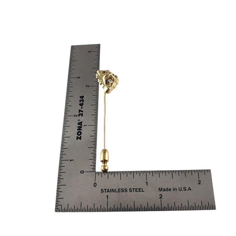 10 Karat Yellow Gold and Diamond Lion Stick Pin For Sale at 1stDibs