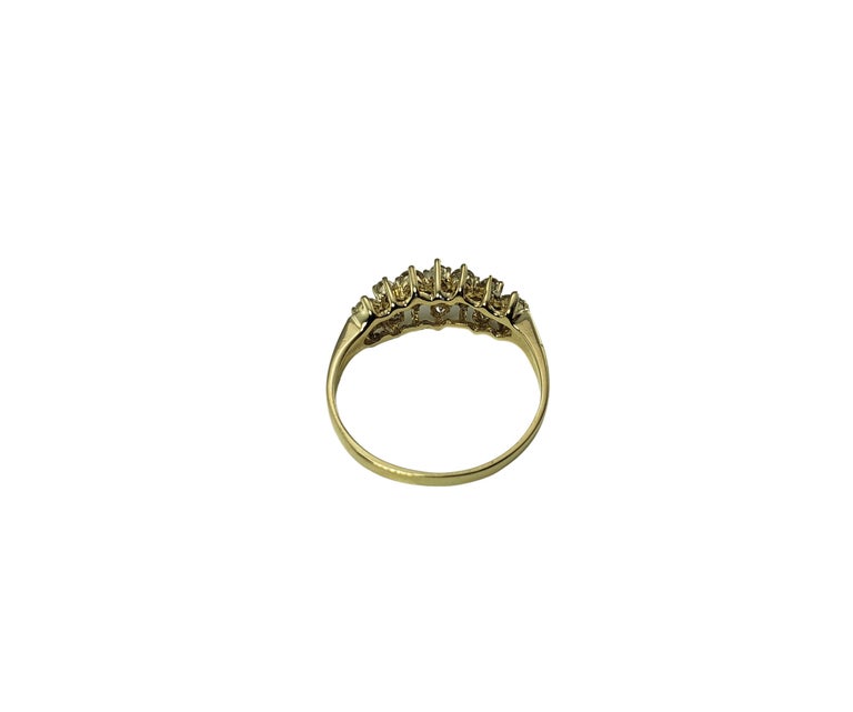 10 Karat Yellow Gold and Diamond Ring For Sale at 1stDibs