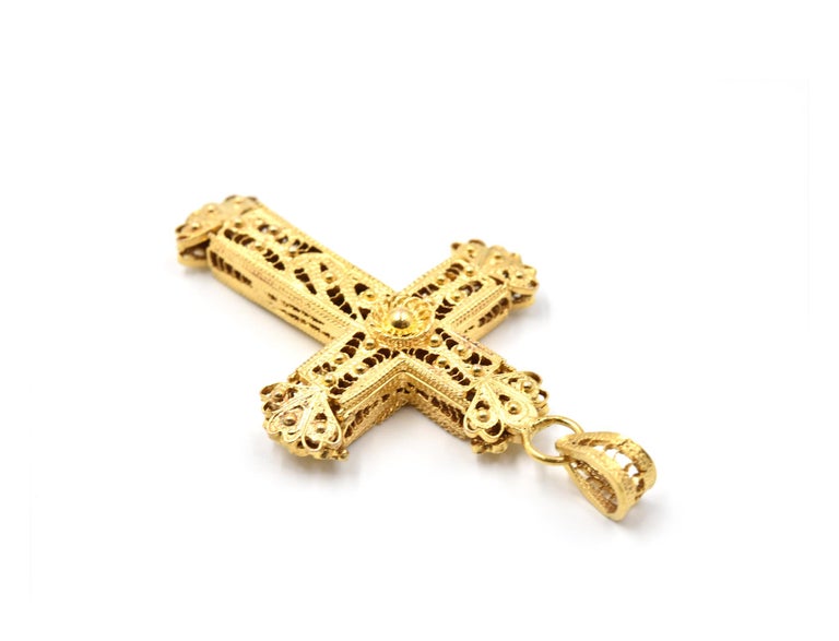 10 Karat Yellow Gold Filigree Cross Pendant at 1stDibs | gold filigree ...