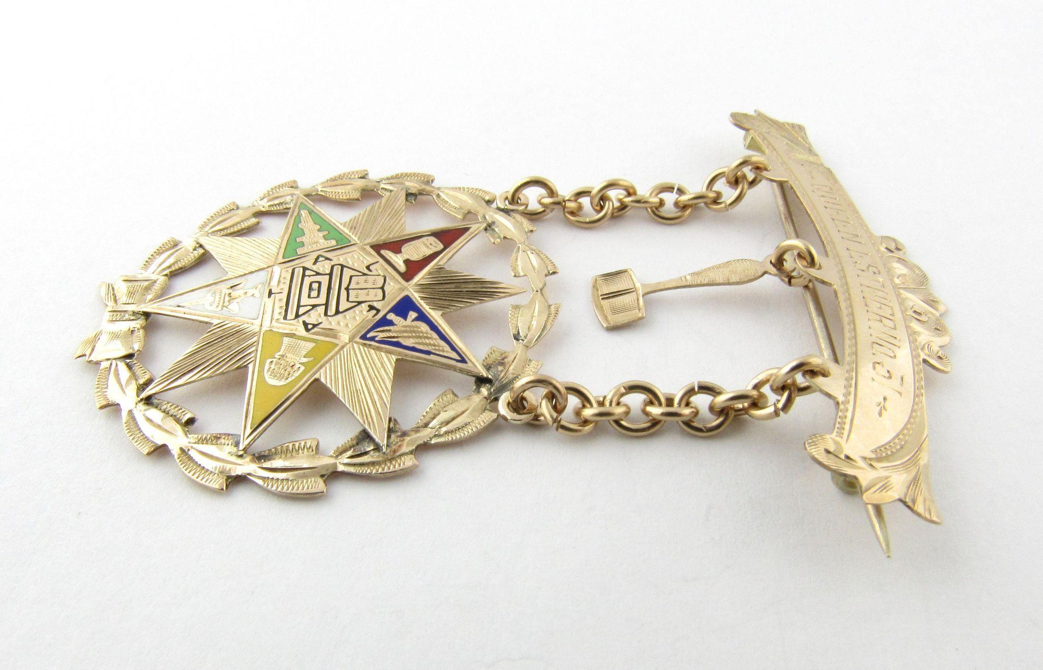 10 Karat Yellow Gold Queen Esther Pin or Medal at 1stDibs | queen ...