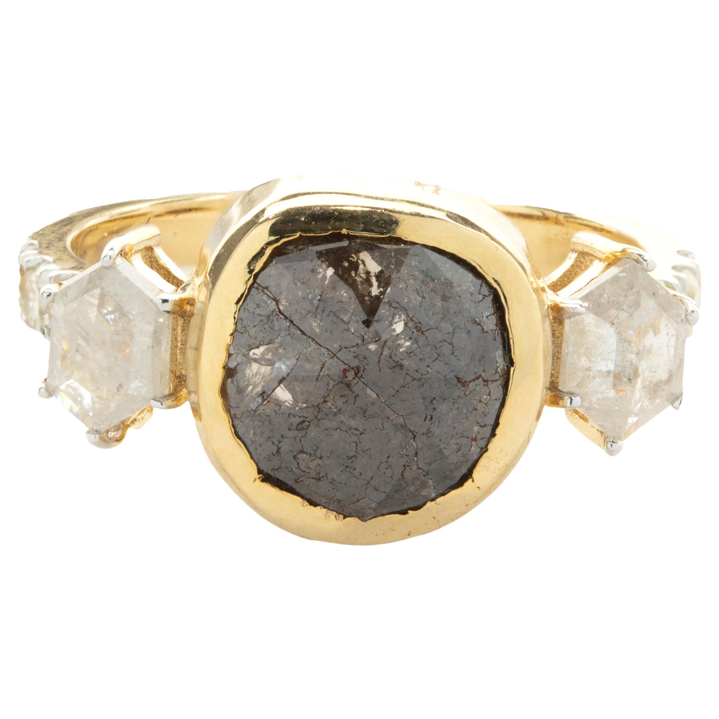 10 Karat Yellow Gold Three Stone Galaxy Diamond Ring For Sale at 1stDibs