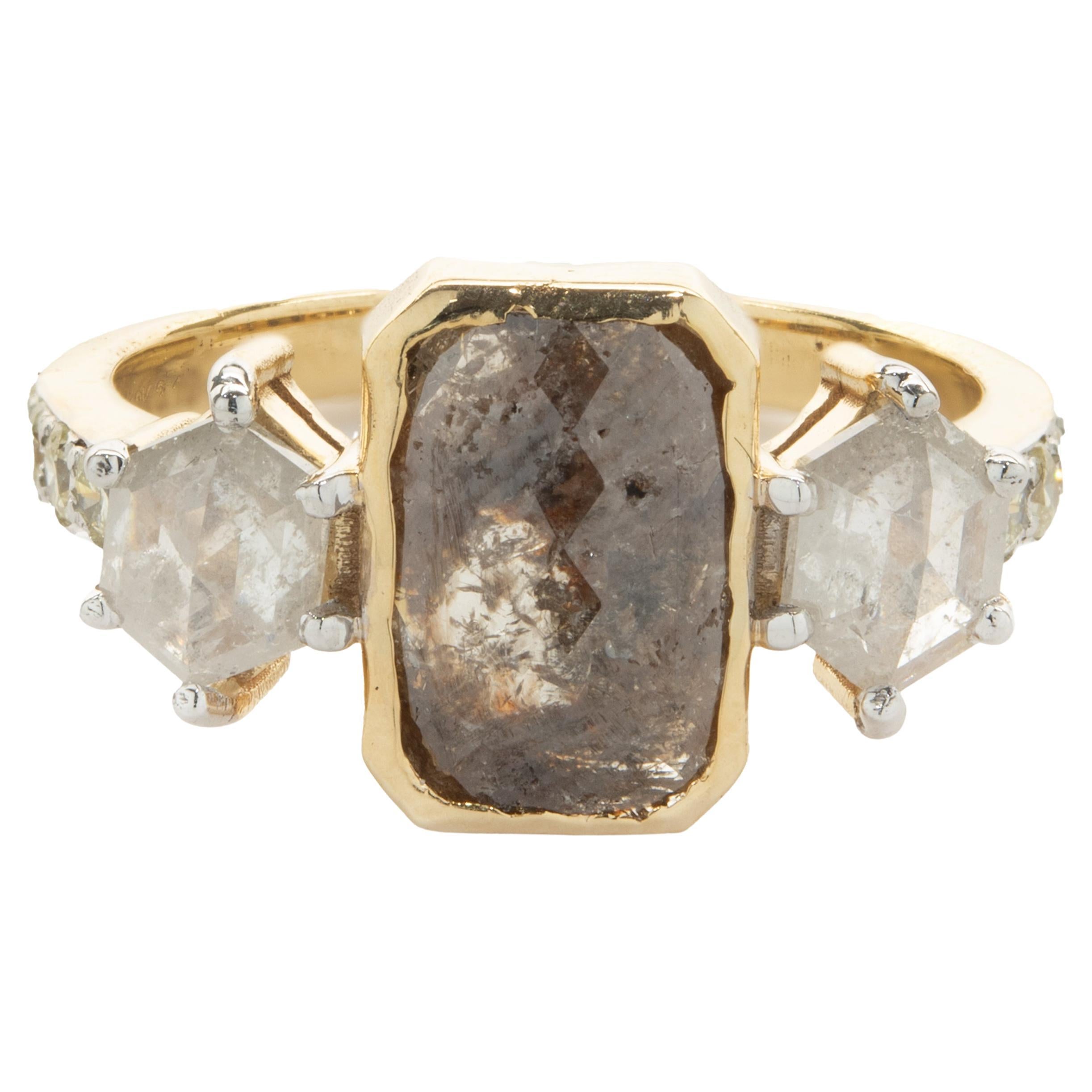 10 Karat Yellow Gold Three Stone Galaxy Diamond Ring For Sale at 1stDibs