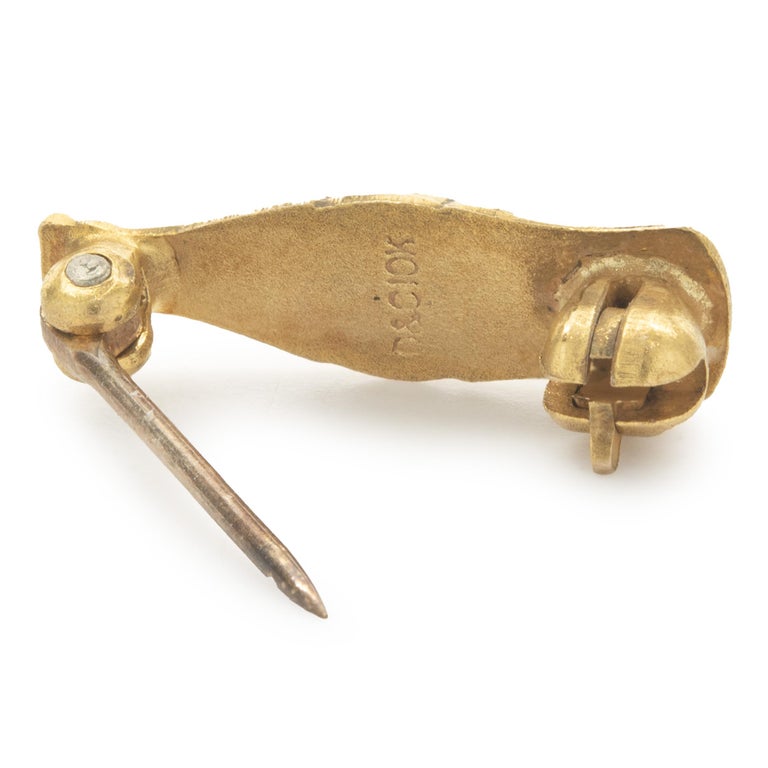 10 Karat Yellow Gold Vintage Coke Bottle Pin For Sale at 1stDibs