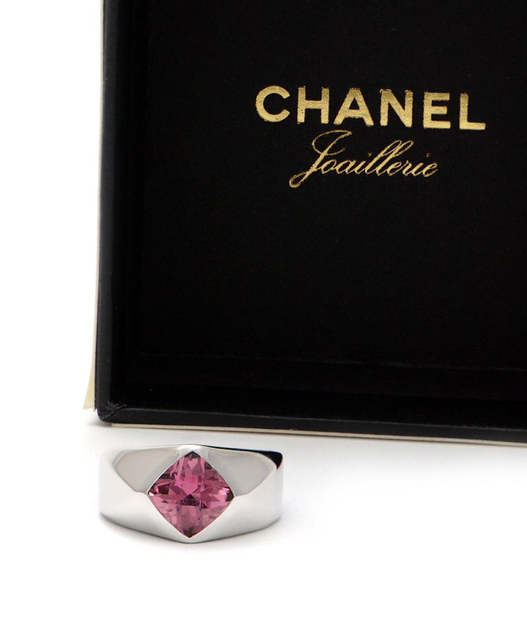 100% Authentic Chanel Solid 18 Karat Gold Natural Pink Tourmaline Ring ...