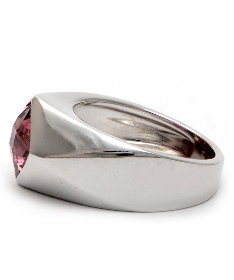 100% Authentic Chanel Solid 18 Karat Gold Natural Pink Tourmaline Ring ...