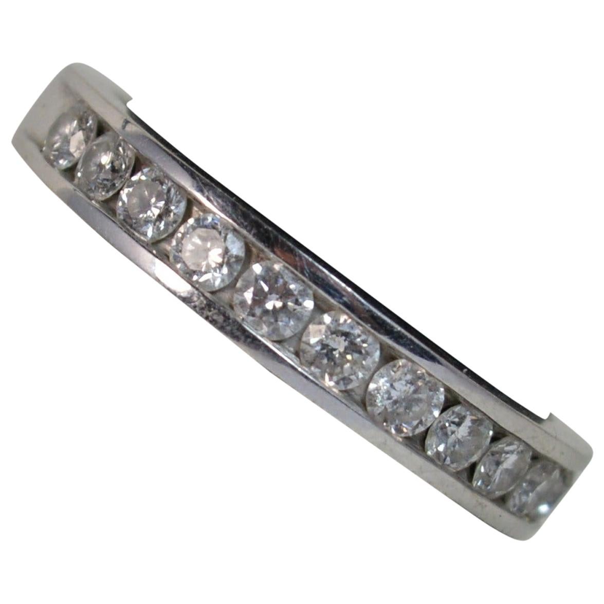 Cartier Entrelaces 18 Carat White Gold Knot Twist Ring at 1stDibs ...
