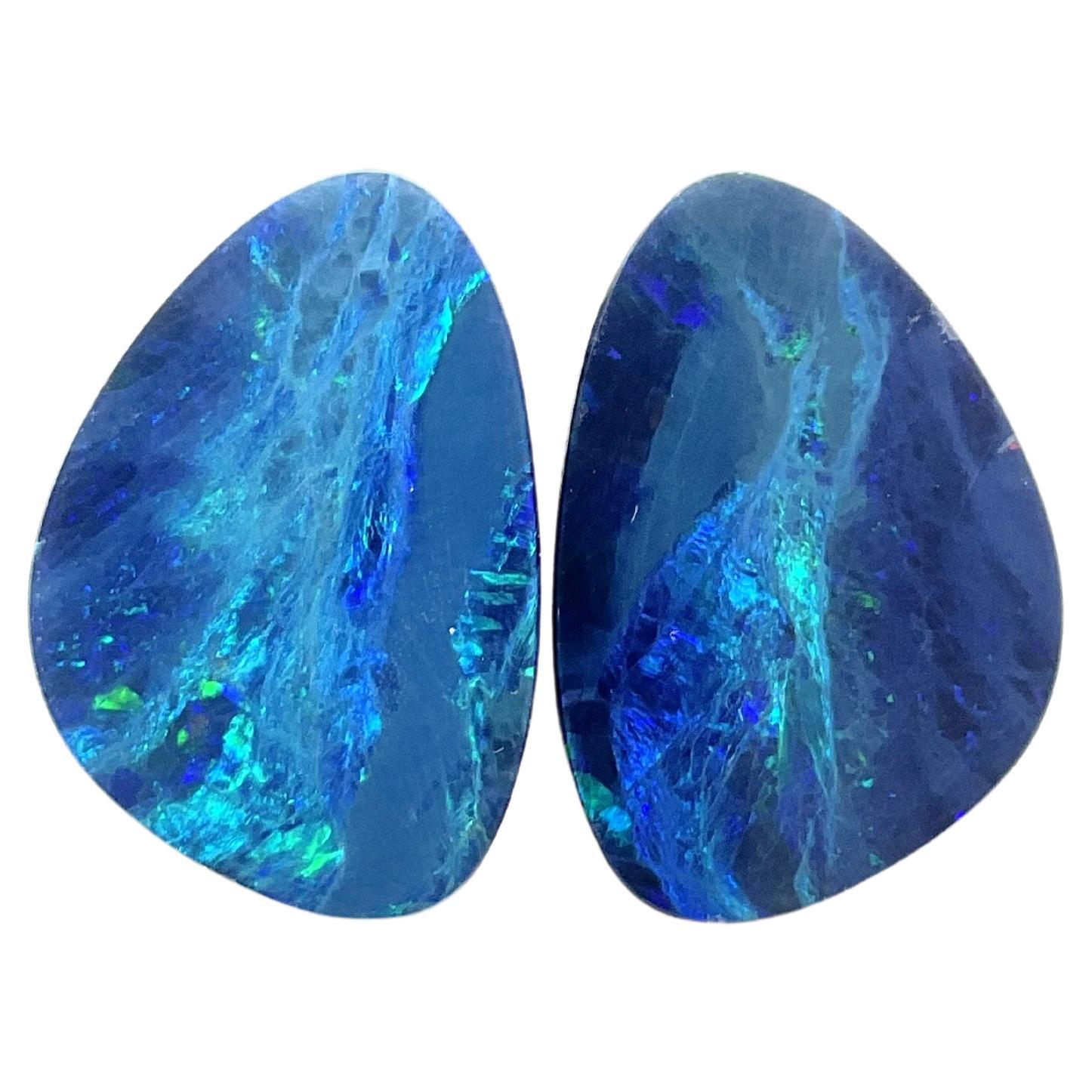 5.55 Carats Australian Opal Royal Green Flash with blue play of color ...