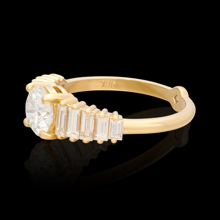1.01 Carat Diamond and 18k Yellow Gold Ring For Sale at 1stDibs