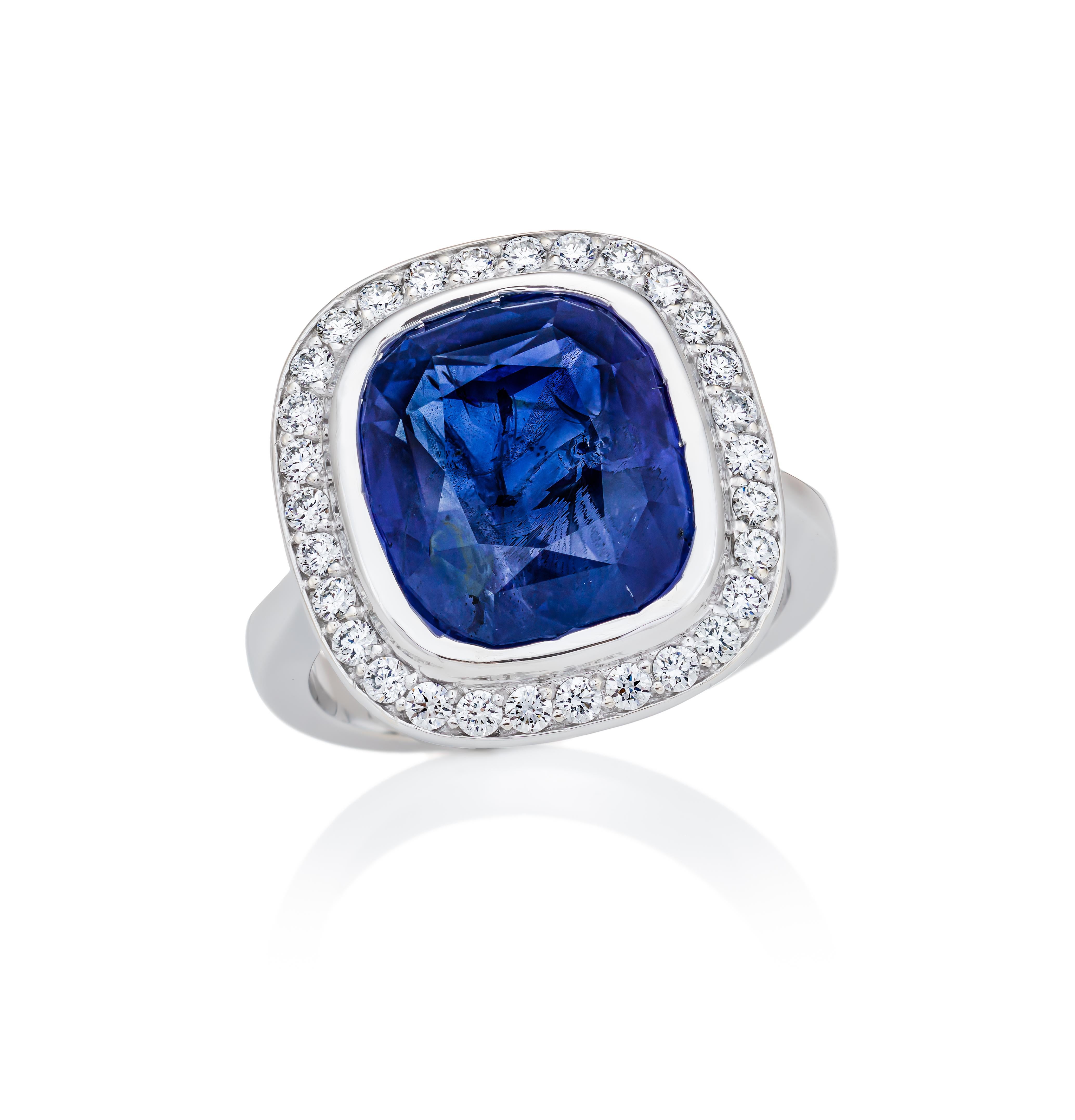 Anello con zaffiro dello Sri Lanka da 10,23 carati certificato GIA ...