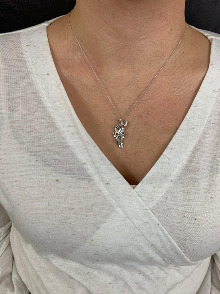 1.05 Carat Oval Alexandrite and 0.42 Ct White Diamond Pendant in 14 ...