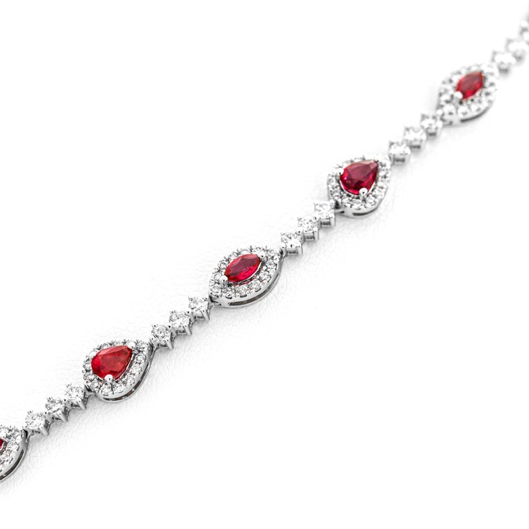 10.50 Tcw Natural Ruby and Diamond Collier Necklace For Sale at 1stDibs