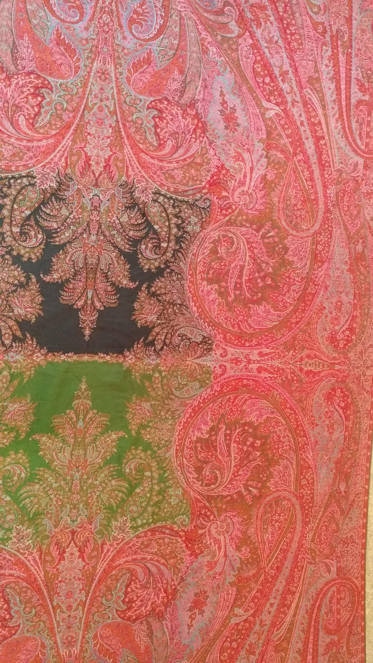 1088 - 19th Century Cashmere Shawl For Sale at 1stDibs