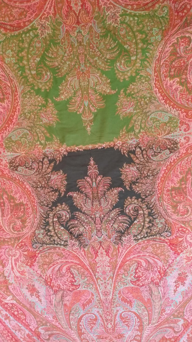 1088 - 19th Century Cashmere Shawl For Sale at 1stDibs
