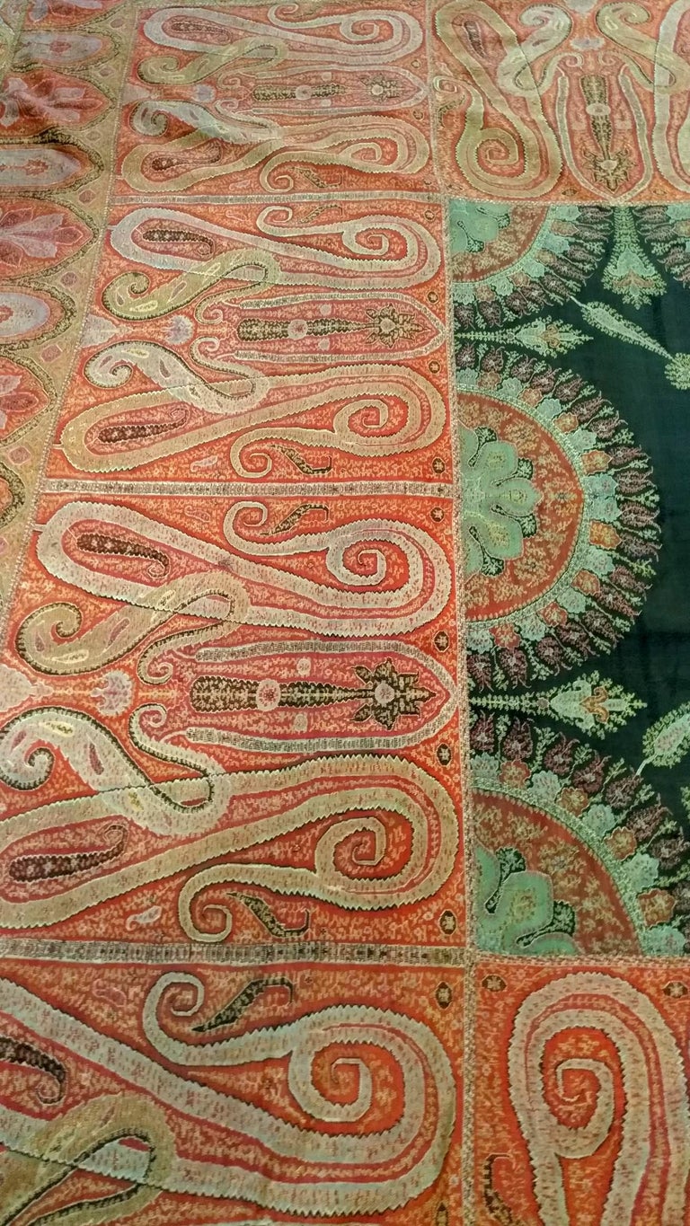 1093, 19th Century Cashmere Shawl For Sale at 1stDibs