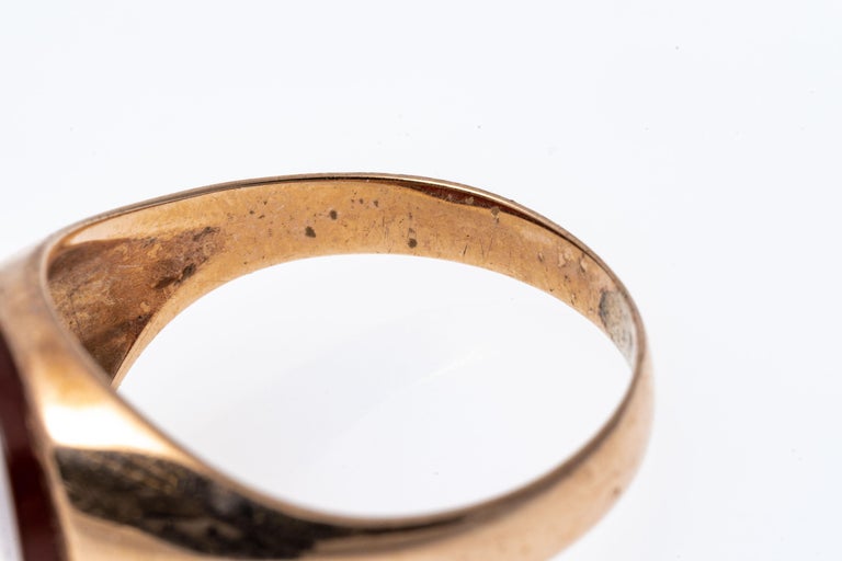 10k Gold Horizontal Oval Carnelian Signet Style Ring For Sale at 1stDibs