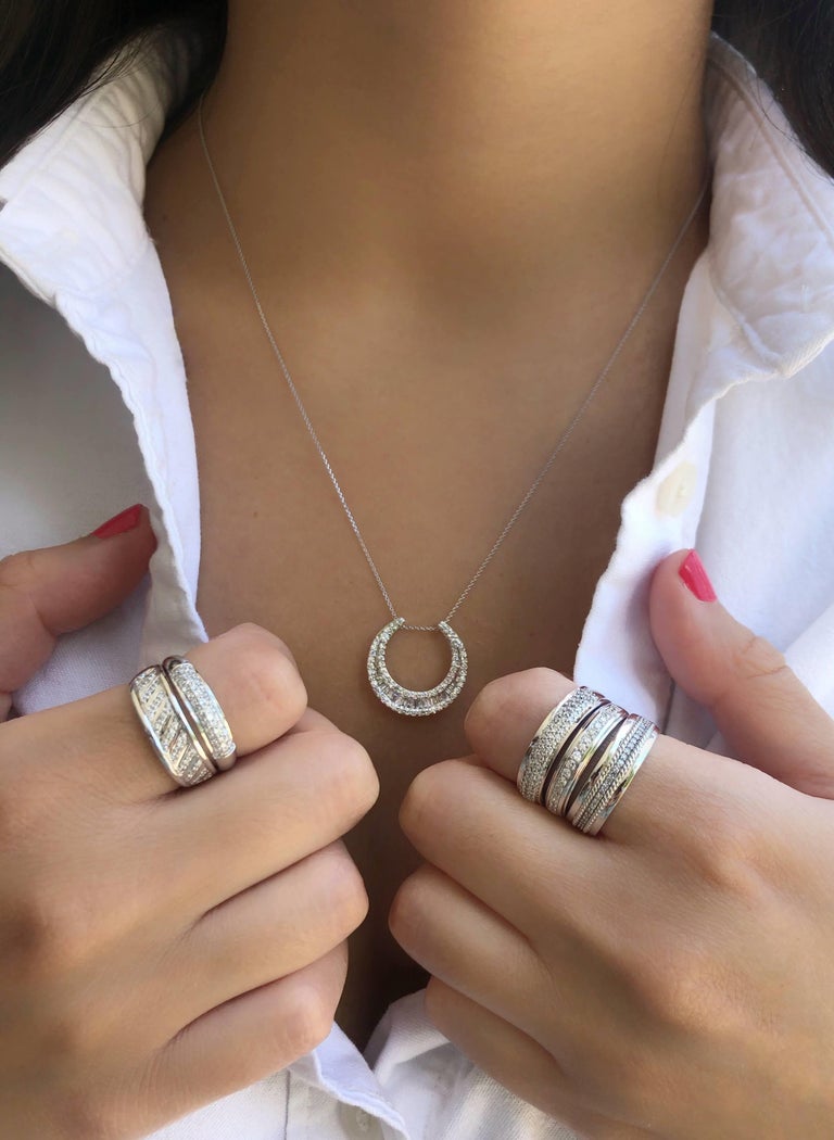 10K White Gold Diagonal Diamond Band Ring For Sale at 1stDibs