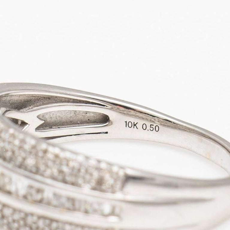 10k White Gold Diamond Anniversary Ring For Sale at 1stDibs