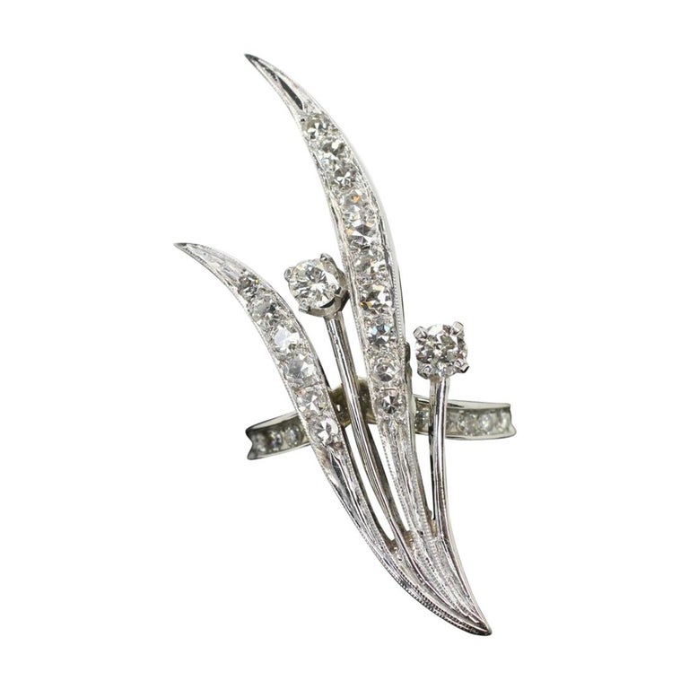 10k White Gold Diamond Free Form Ring For Sale at 1stDibs