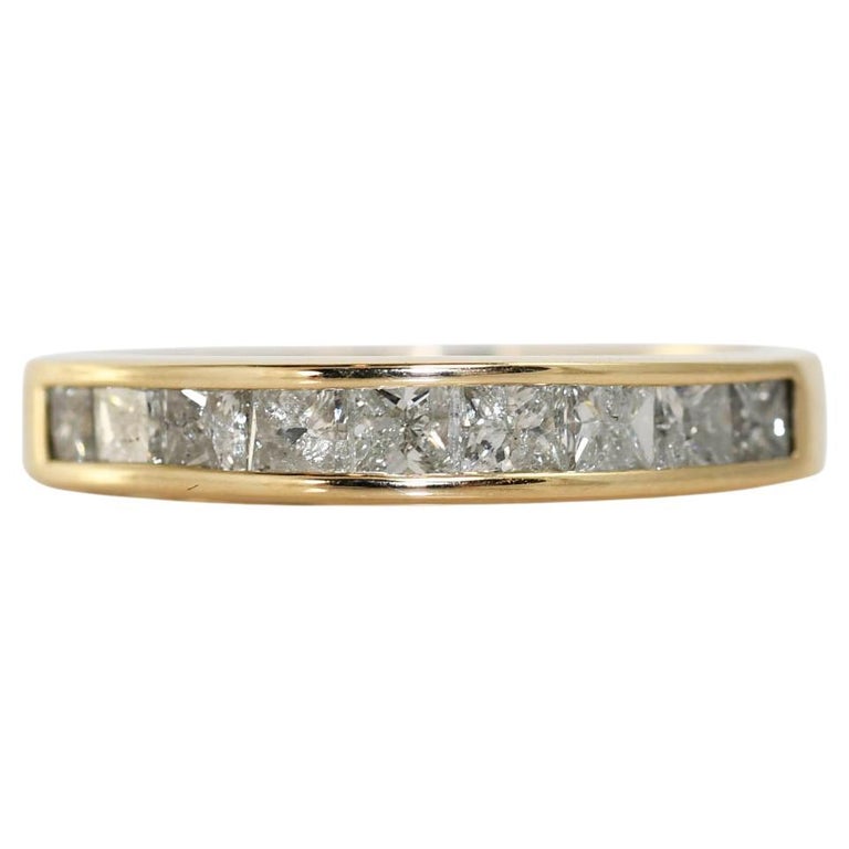 10K Yellow Gold Diamond Band Ring, 1.00tdw, 3g For Sale at 1stDibs
