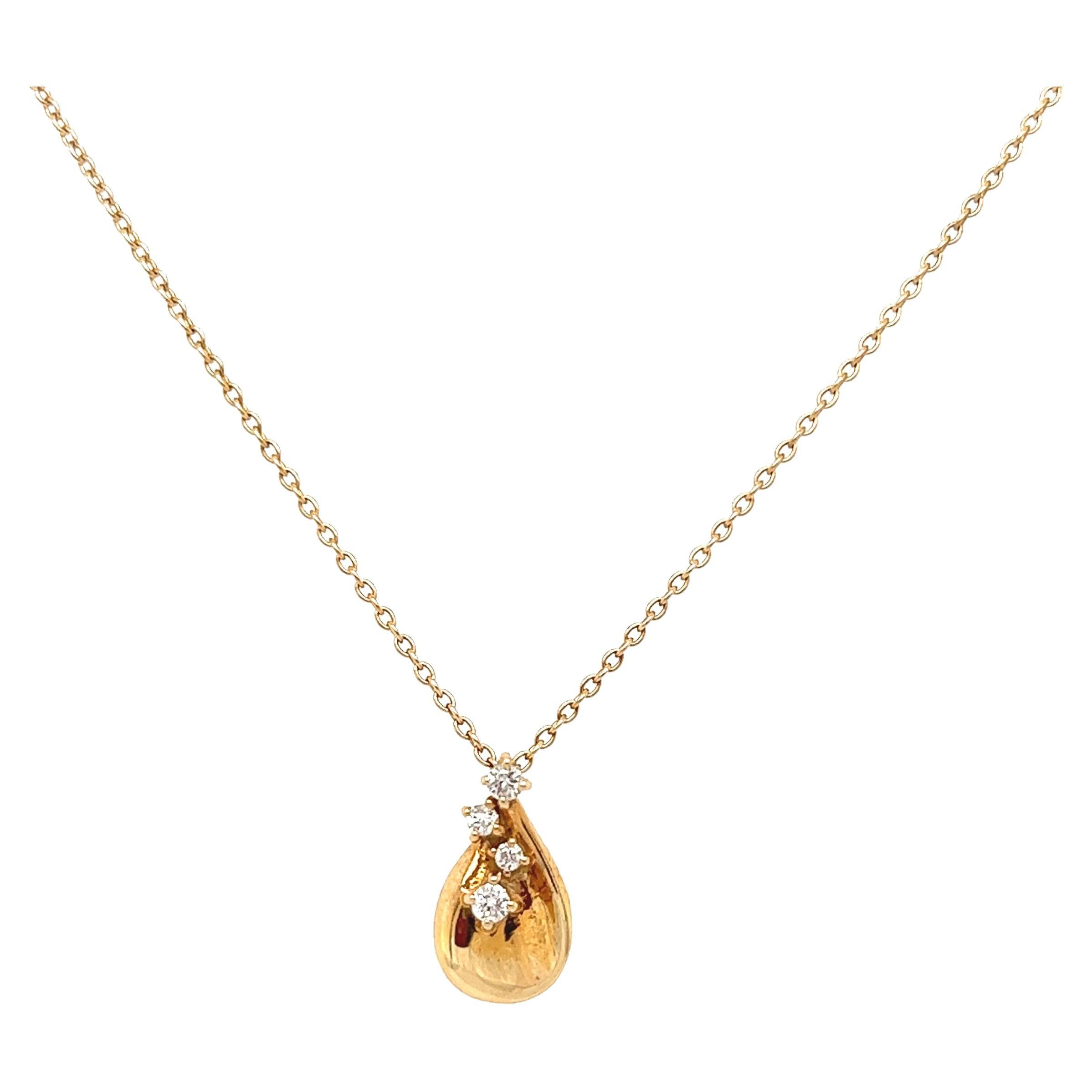 10K Yellow Gold Diamond Accent Fashion Pendant Necklace For Sale at 1stDibs